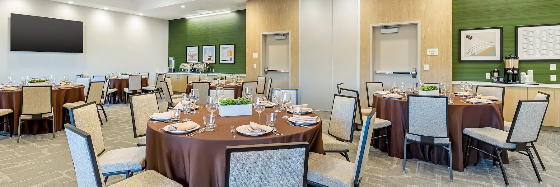 Cambria Hotel Burbank Airport | Professional Event Spaces